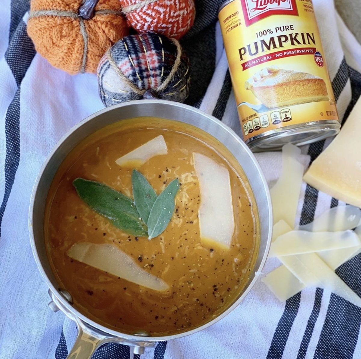 New England Clam Chowder Pizza