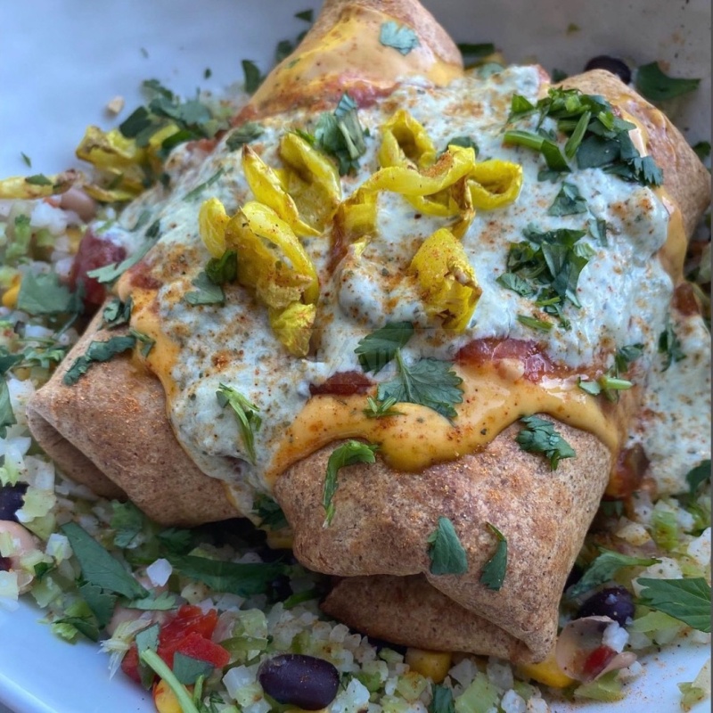 Buffalo Chicken Bagel Pizza